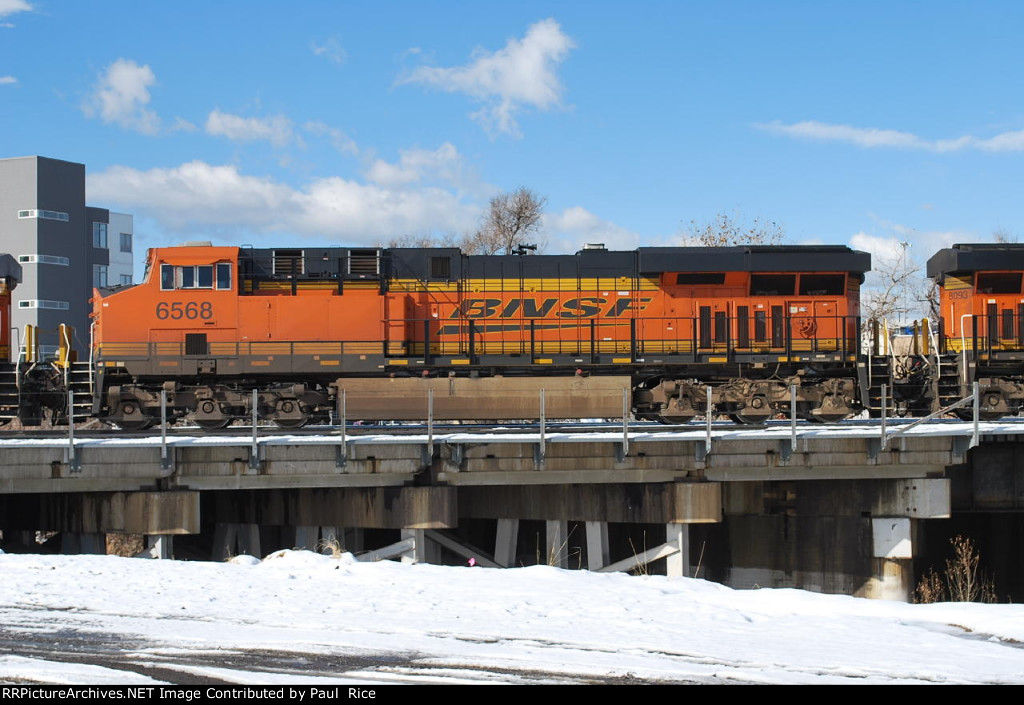 BNSF 6568